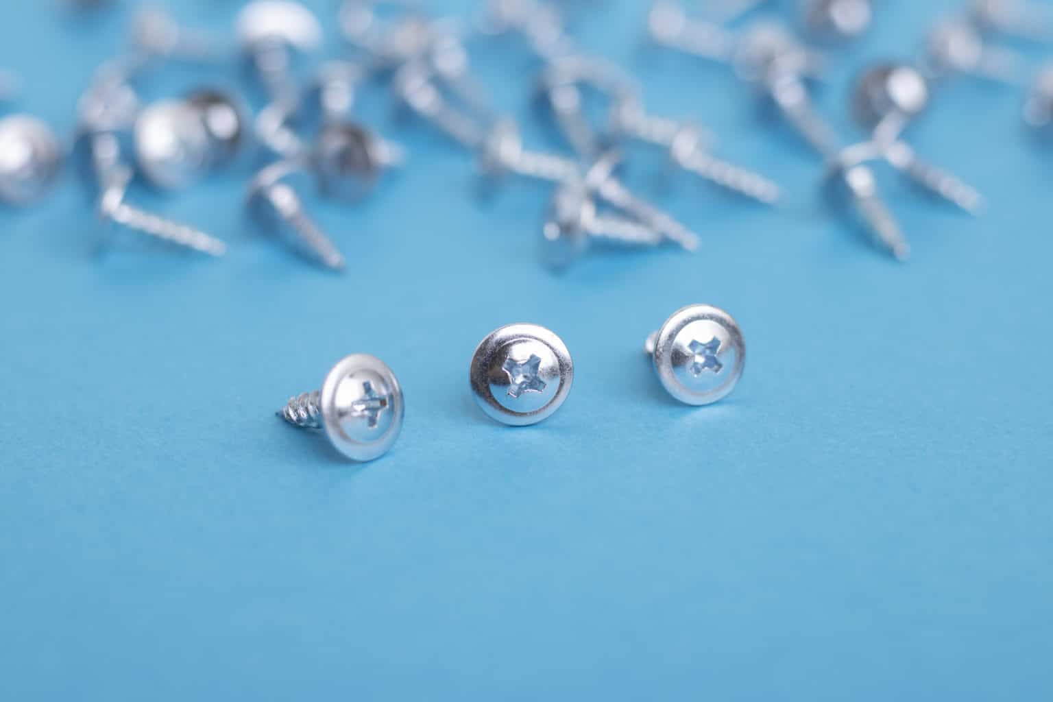 Easy Workbench Organization to Take the Clutter Off Your Bench