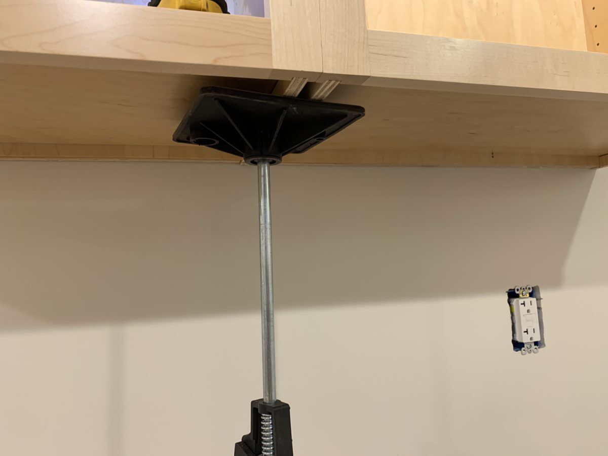 The Best Cabinet Jacks for Cabinet Installation