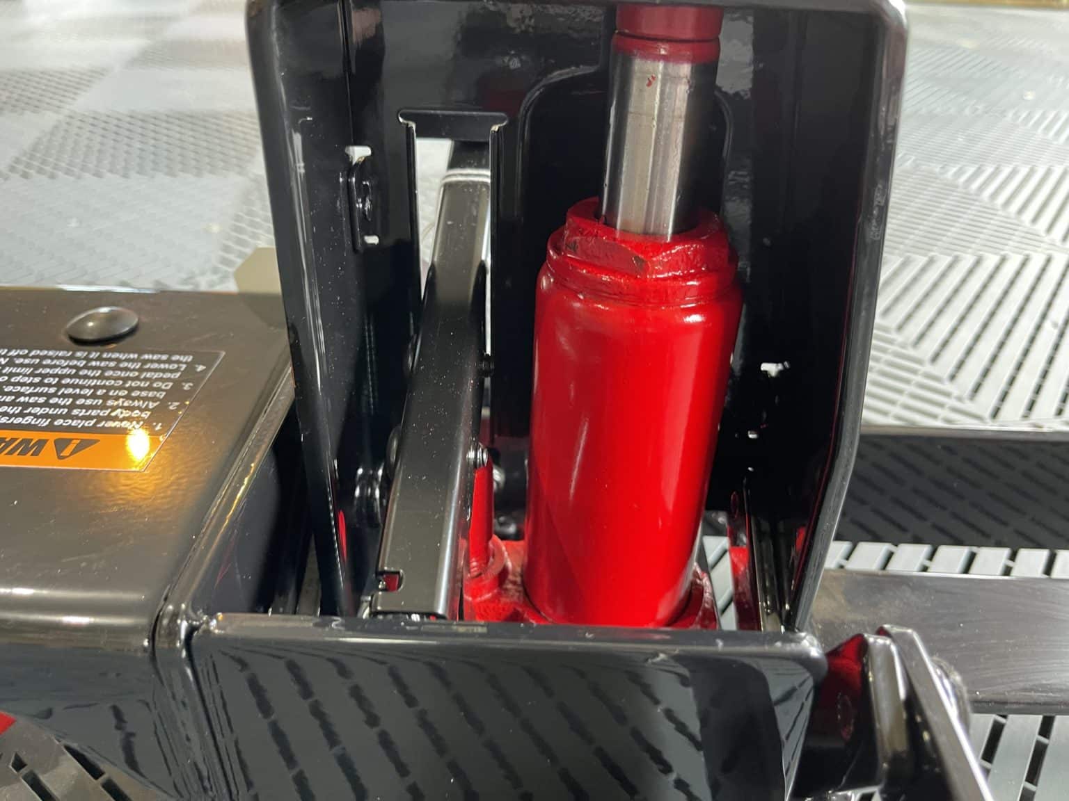 Best Mobile Bases: 7 Bases for Woodworking Equipment in 2024