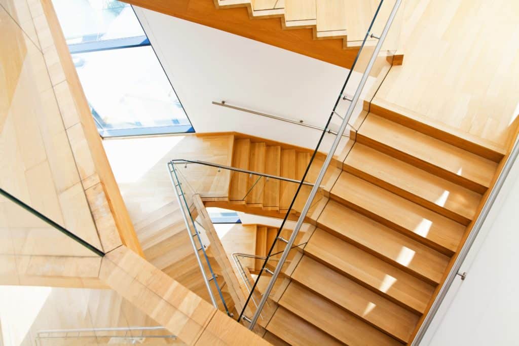 The Best Stair Tread Jig for DIY and Professionals (2025 Guide)